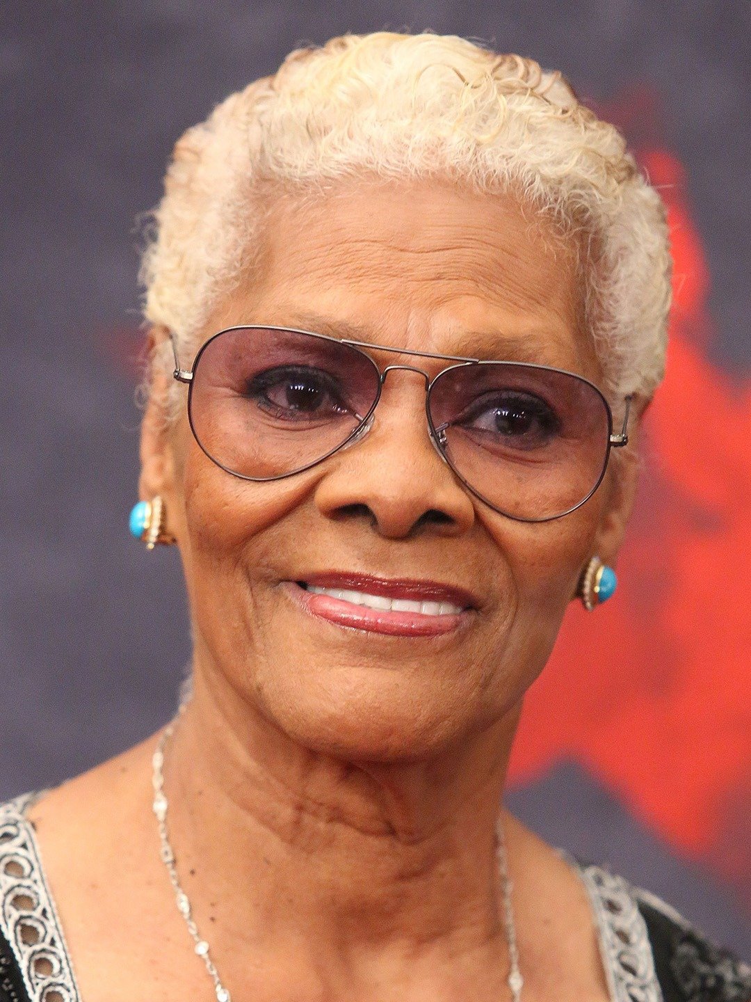 Dionne Warwick - Singer, Actress, Host