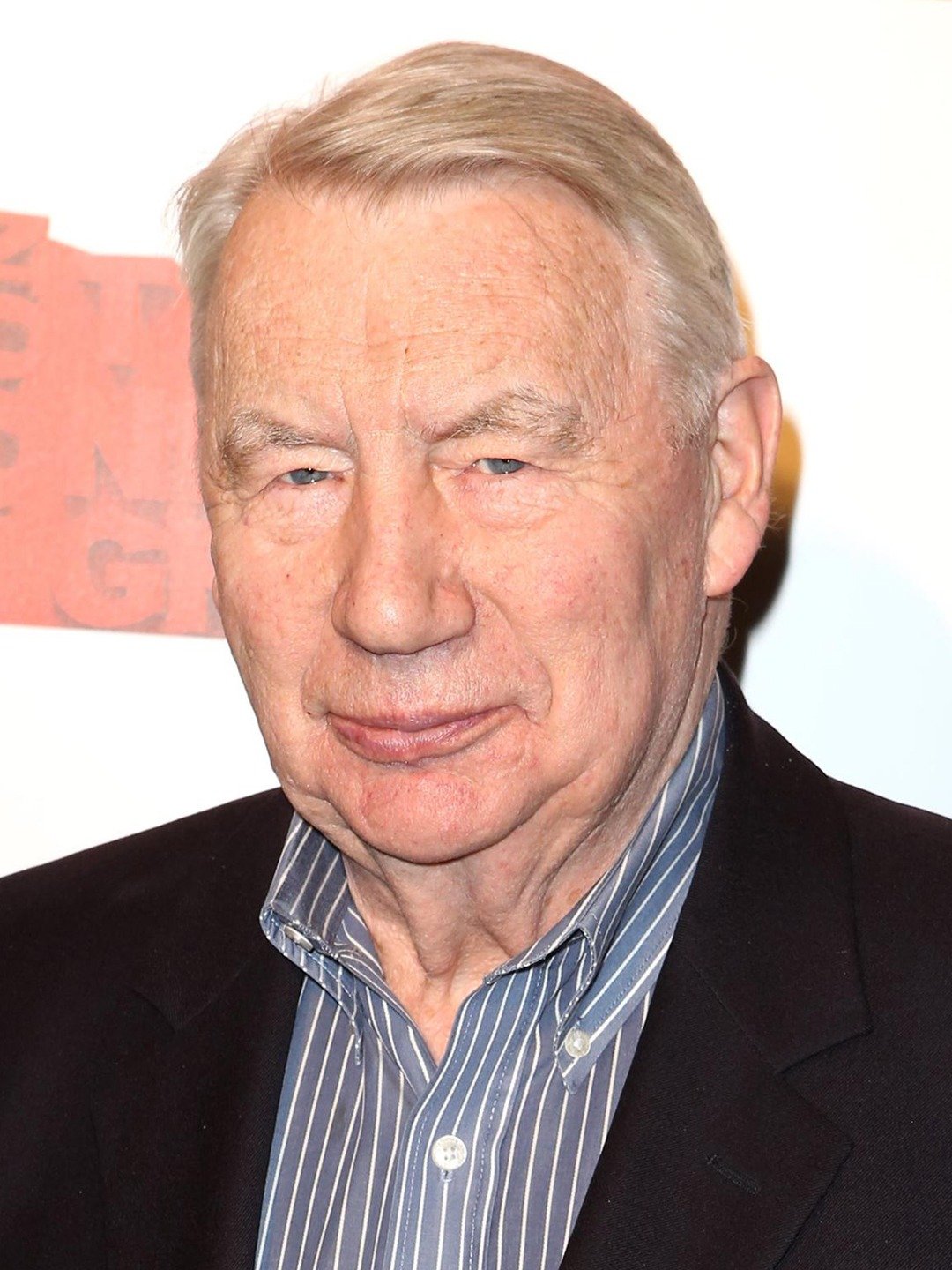 Robert MacNeil - Journalist, Anchor