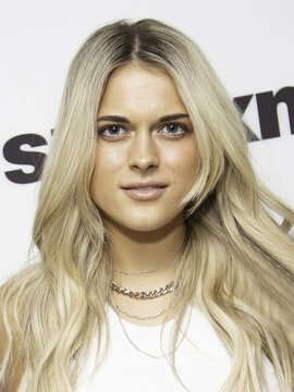 Alana Springsteen - Singer, Songwriter