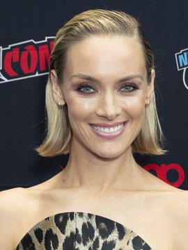 Rachel Skarsten - Actress