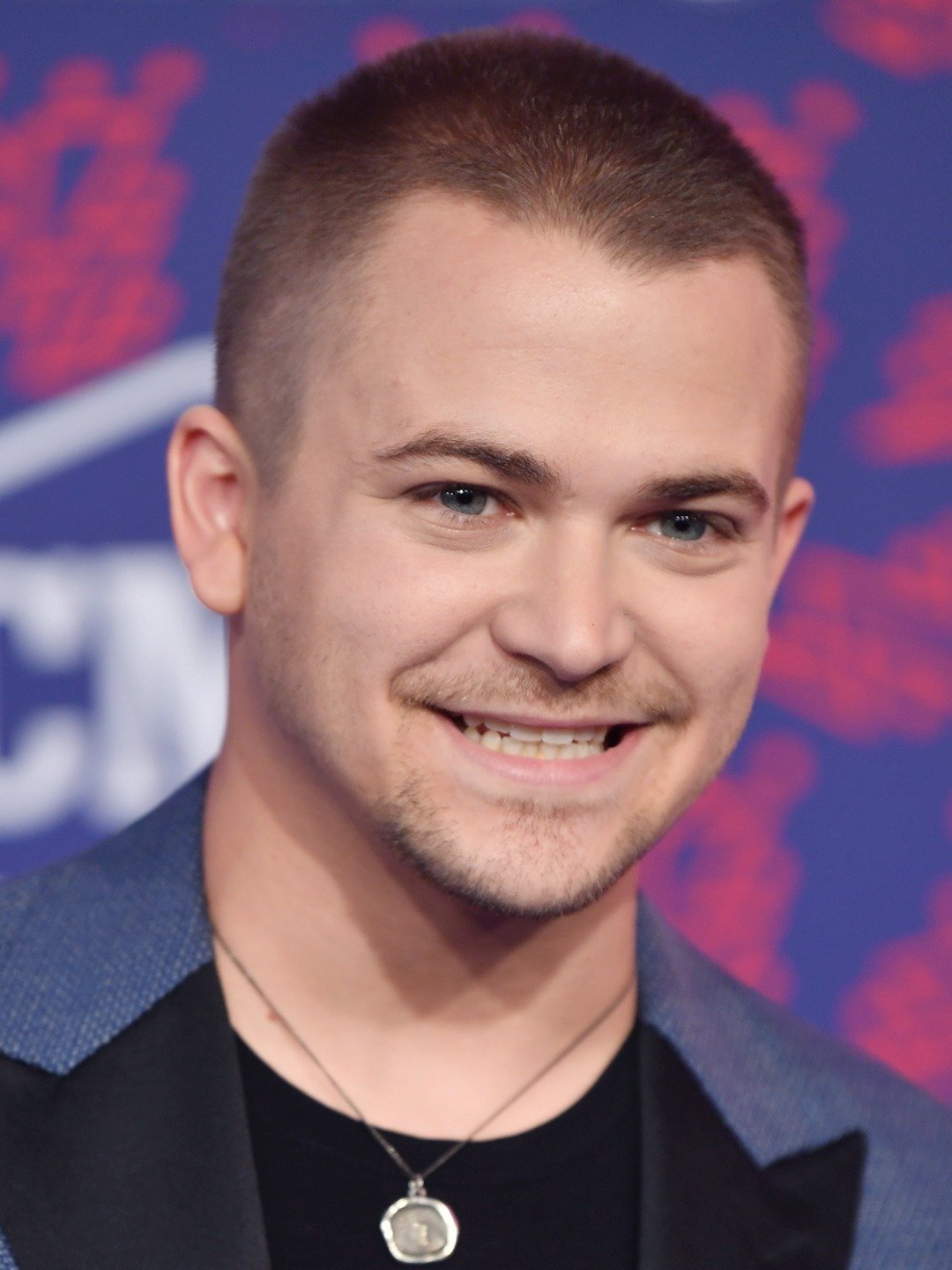 Hunter Hayes - Singer, Songwriter, Musician Hunter Hayes - Singer, Songwriter, Musician