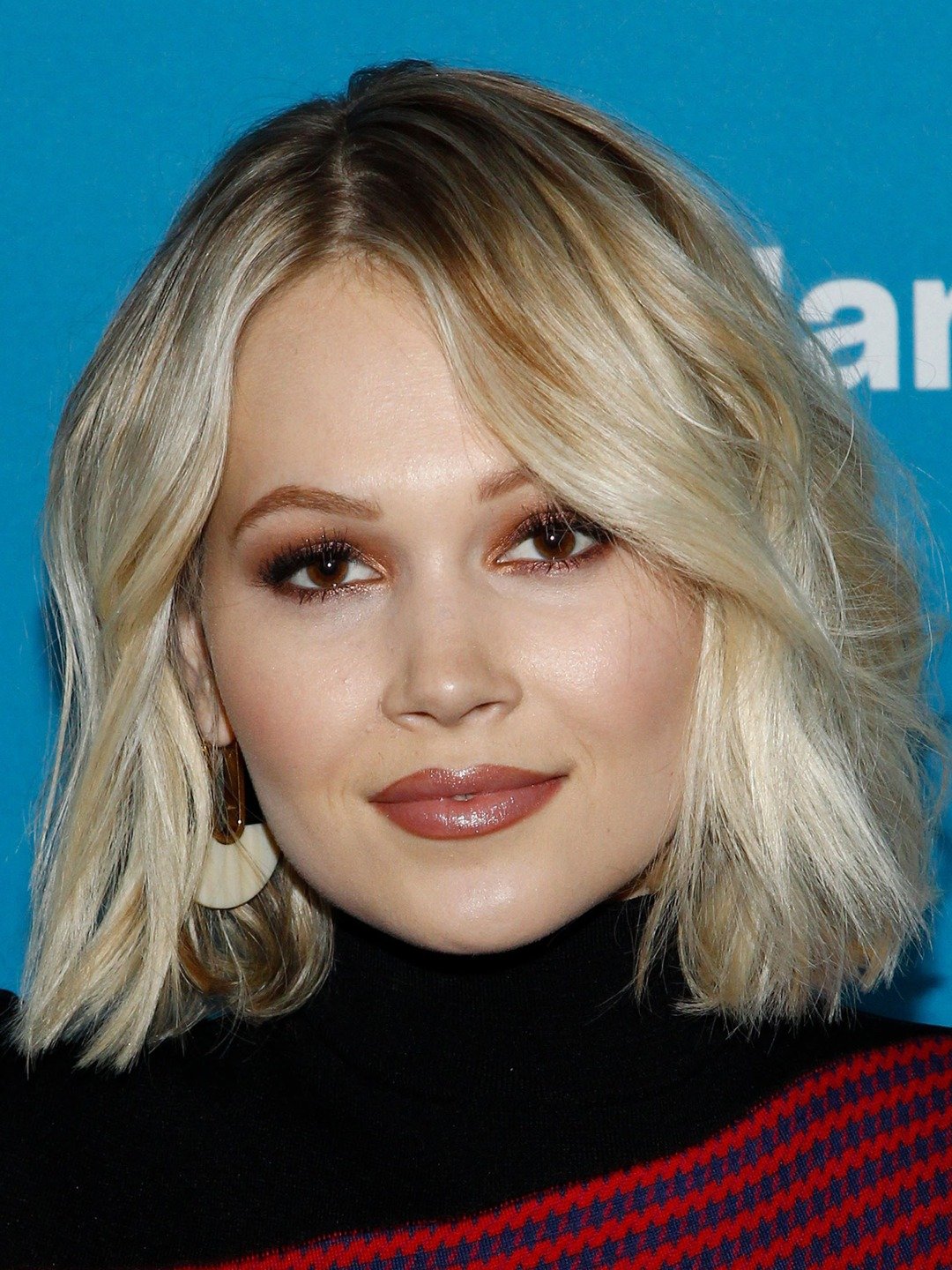 Kelli Berglund - Actress