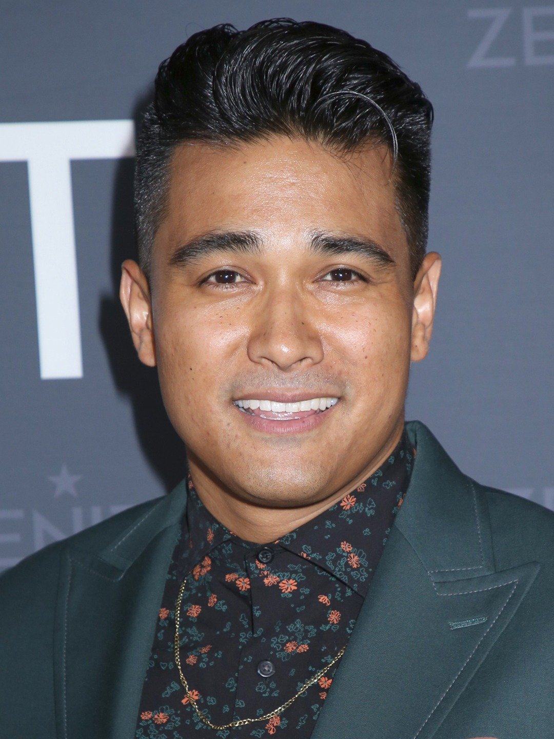 Jordan Andino - Host, Chef