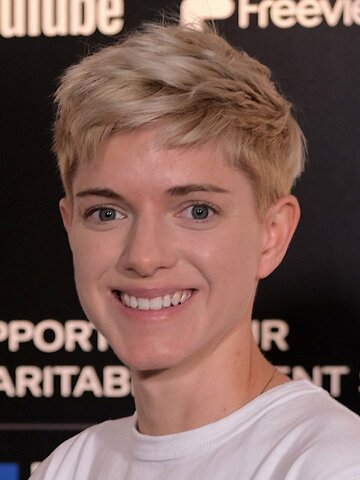 Mae Martin - Comedian, Actor, Writer